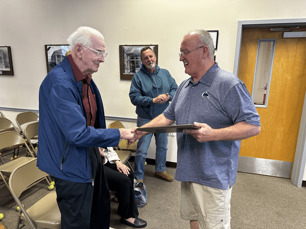 Oakdale Auto Body Recognition - Borough of Hatboro